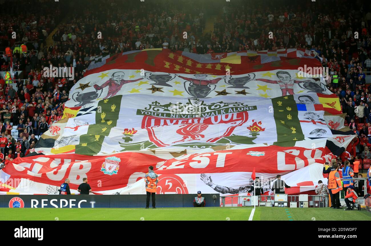 Liverpool fans hold champions hi-res stock photography and images - Alamy