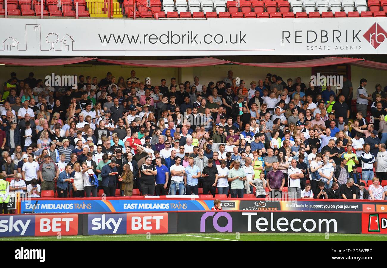 Stands football full view hi-res stock photography and images - Alamy
