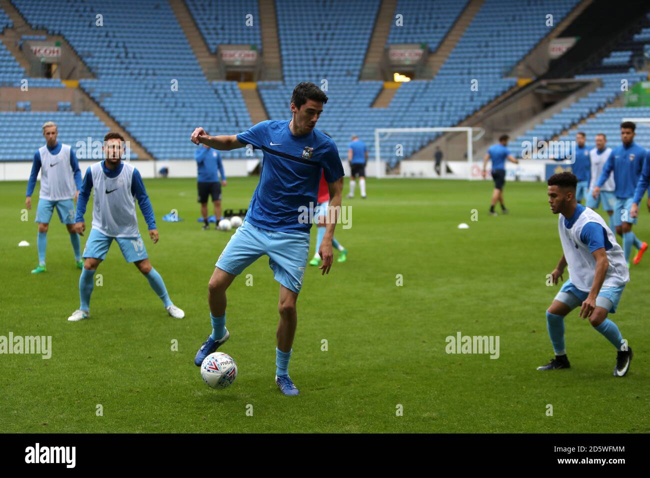 Coventry City's Peter Vincenti warms up before the game Stock Photo - Alamy