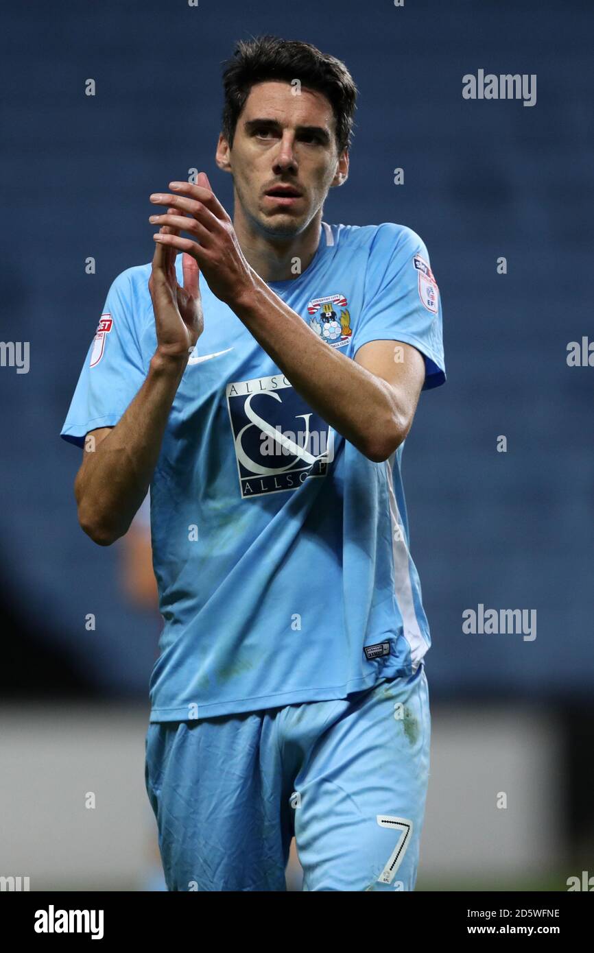 Coventry City's Peter Vincenti applauds supporters Stock Photo - Alamy