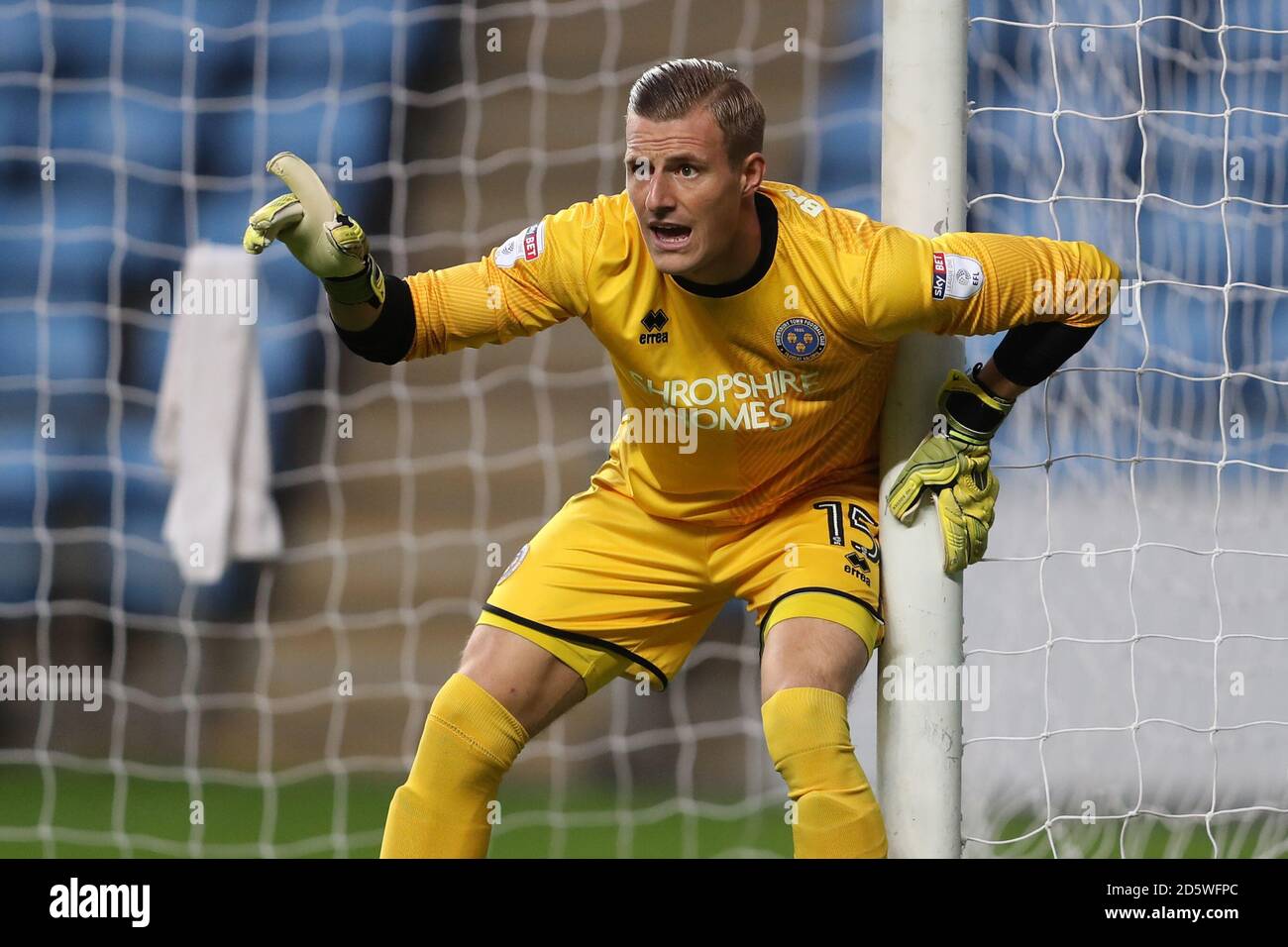 Shrewsbury Town goalkeeper Craig MacGillivray Stock Photo - Alamy