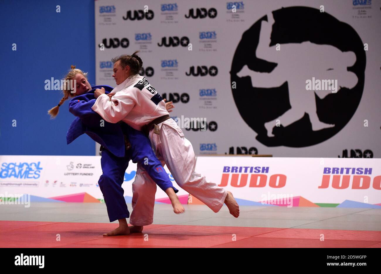 England's Emily Tye and Wales' Danielle Williams compete in the semi ...