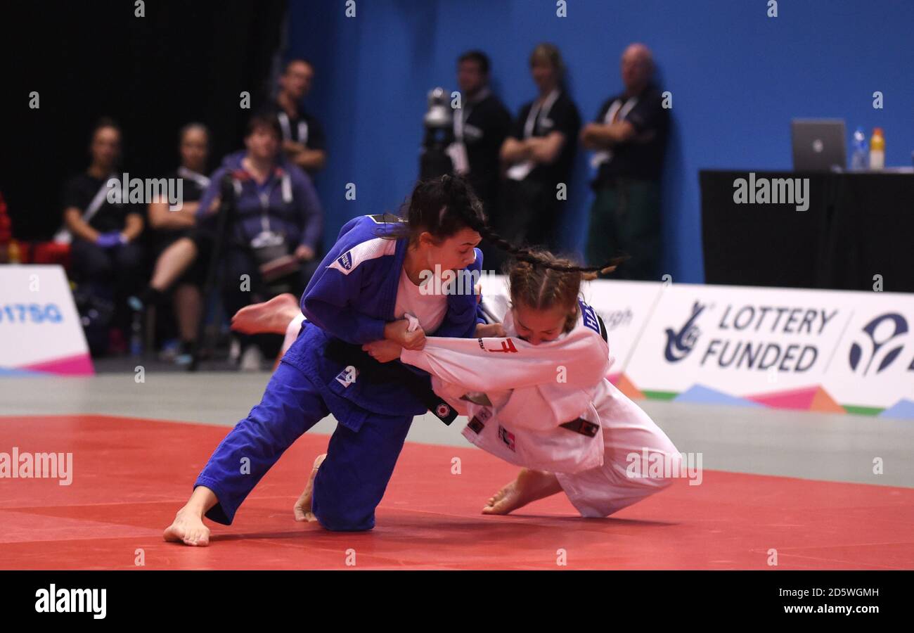 England's Hannah Niven and Scotland's Rachel Towle compete in the ...