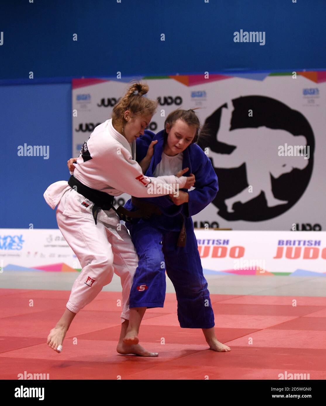 Scotland's Hannah Wood and England's Emily Tye compete in the Womens ...