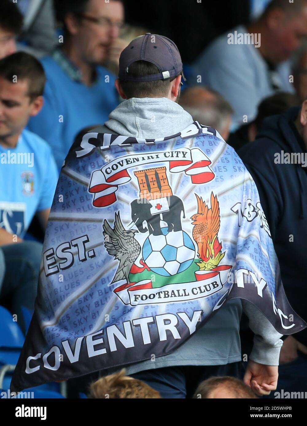 Wearing a flag hi-res stock photography and images - Alamy