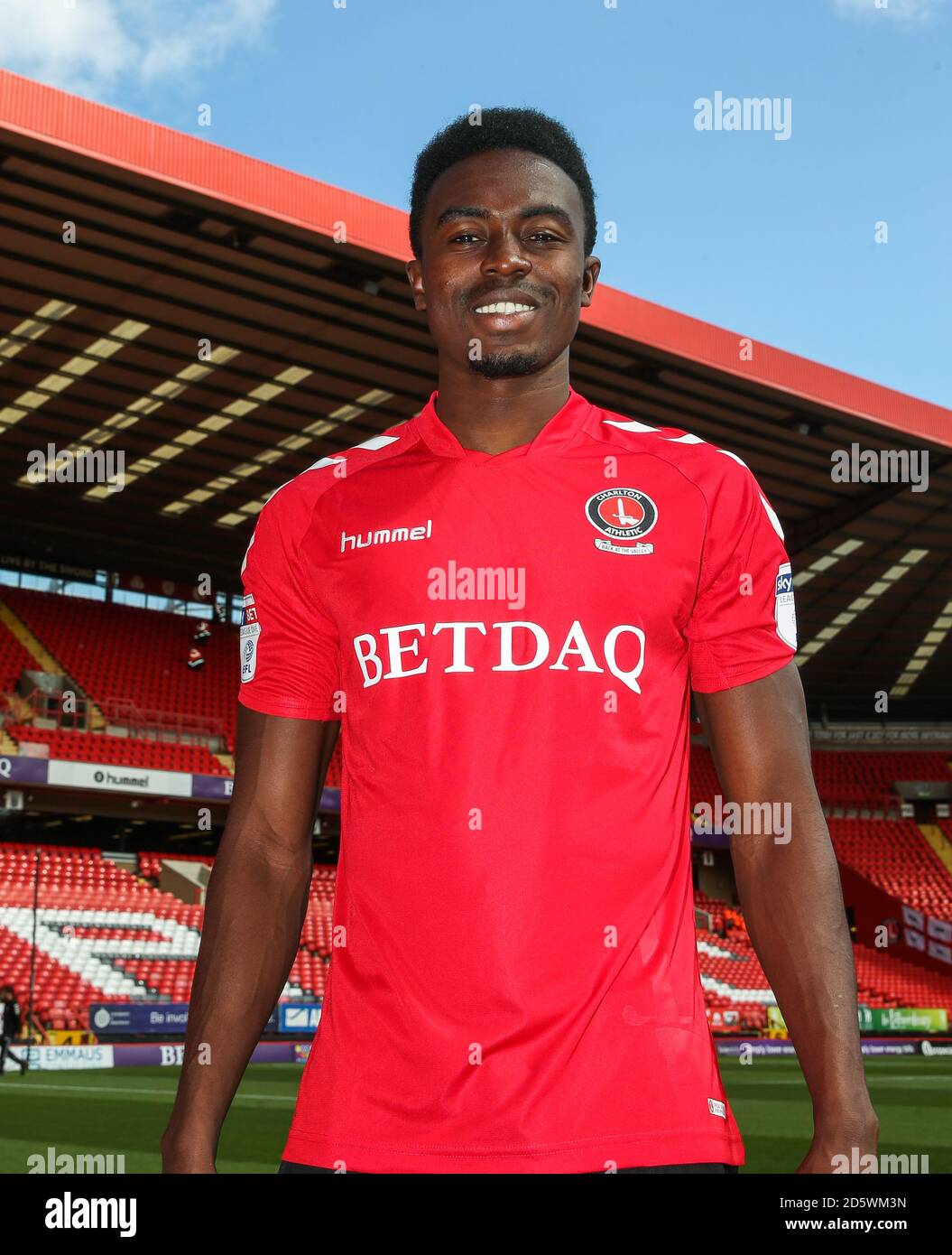 Charlton Athletic's new signing Joe Dodoo Stock Photo - Alamy