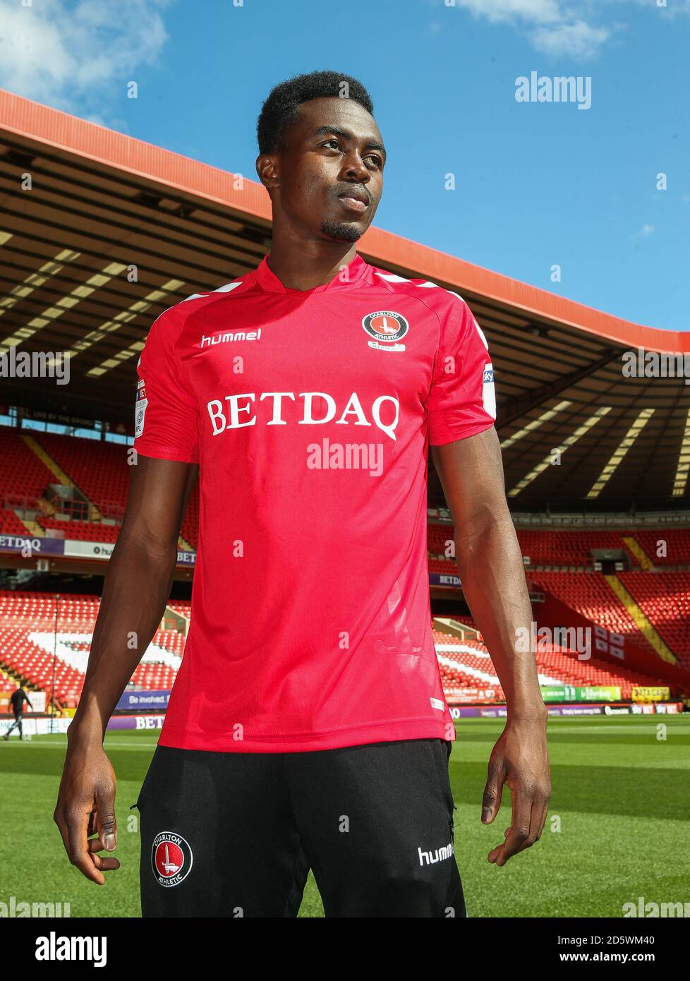 Charlton athletics new signing hi-res stock photography and images - Alamy