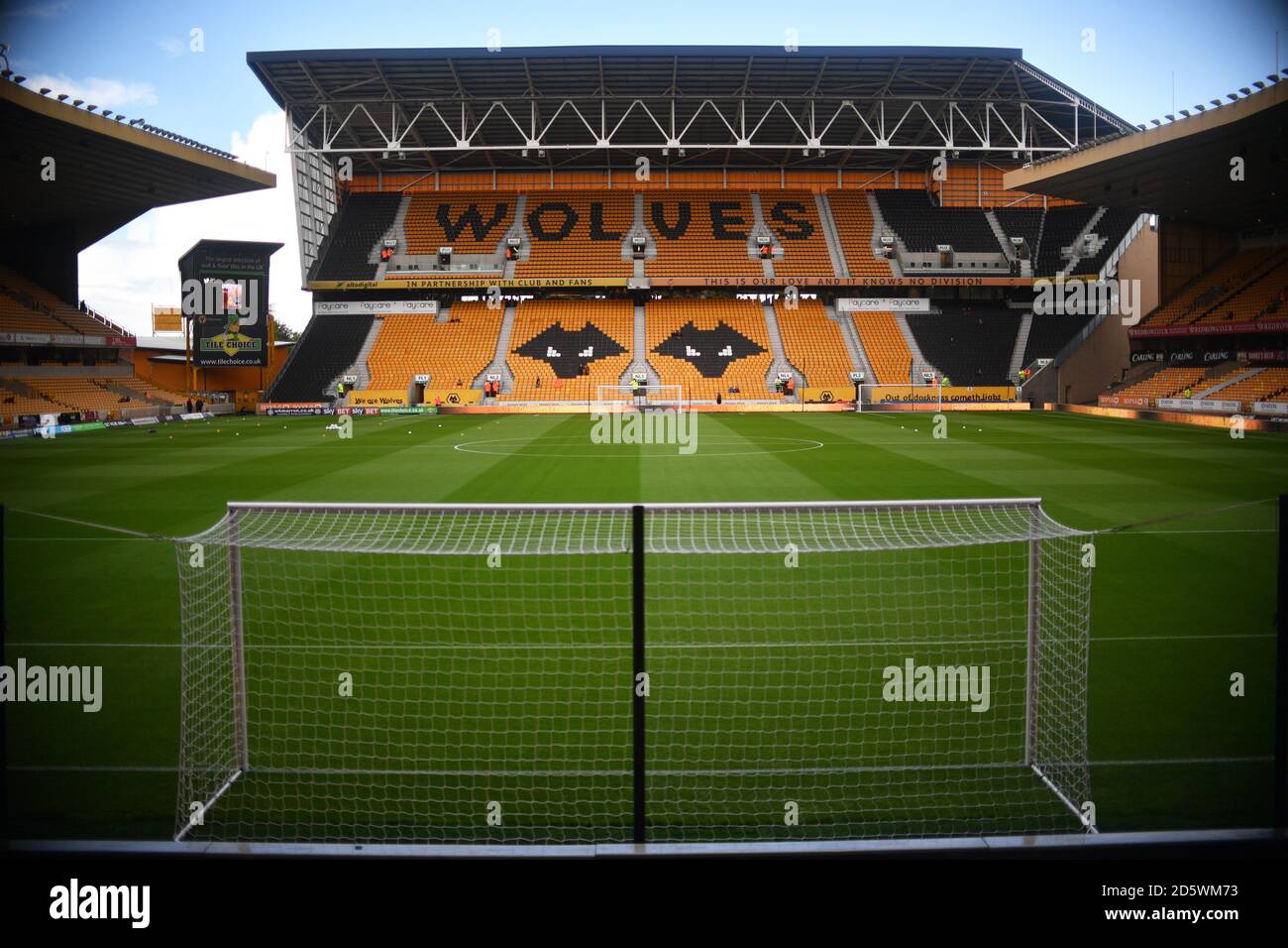 General view of the Molineux Stadium Stock Photo - Alamy