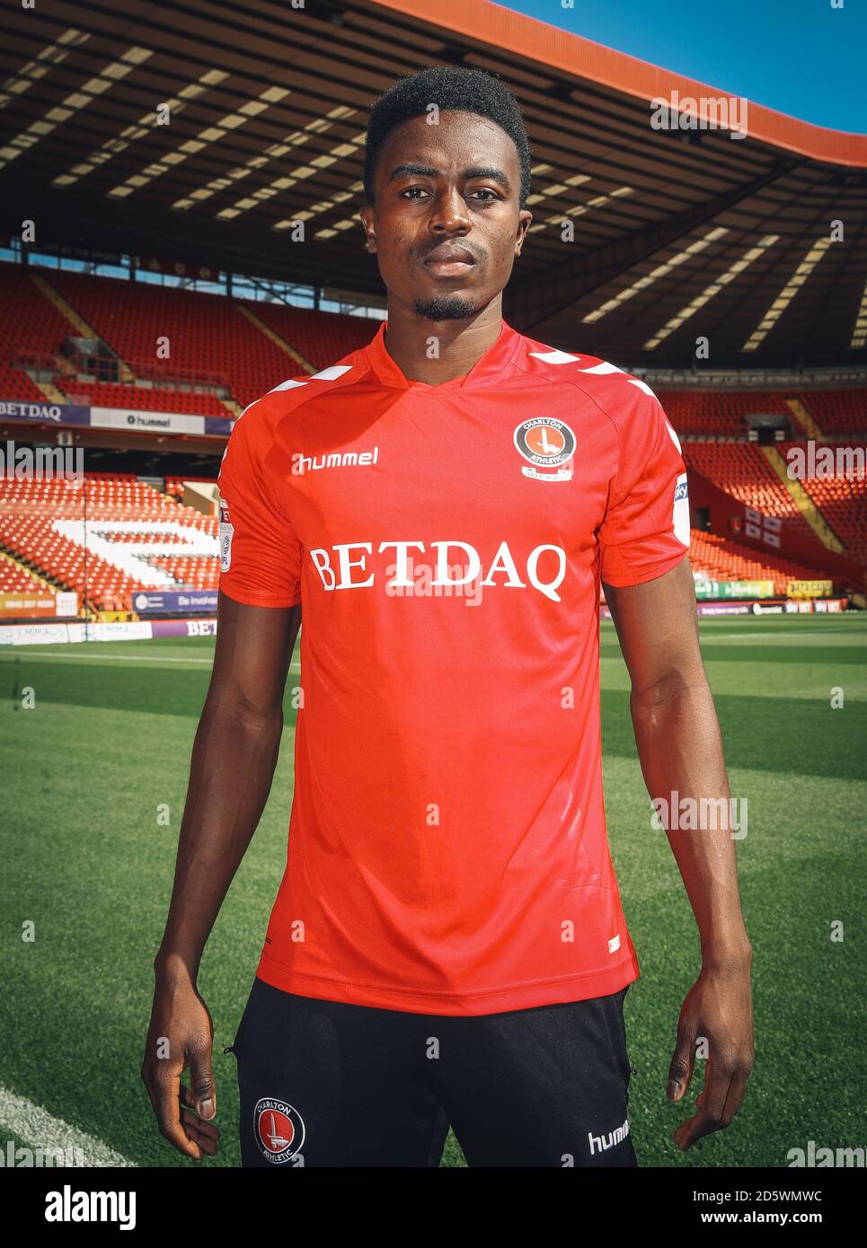 Charlton athletics new signing hi-res stock photography and images - Alamy