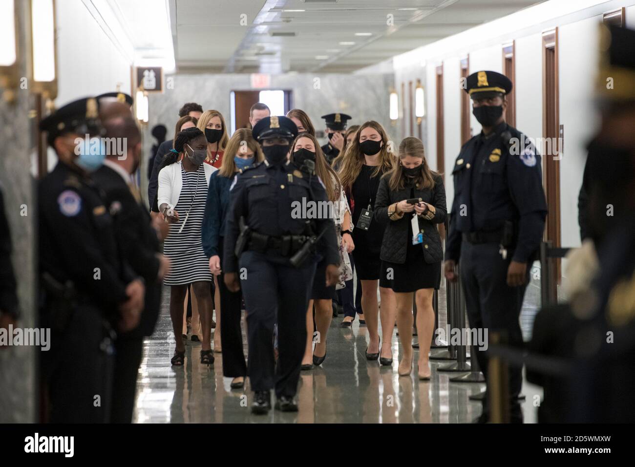 Amy barrett judge and children hi-res stock photography and images - Alamy