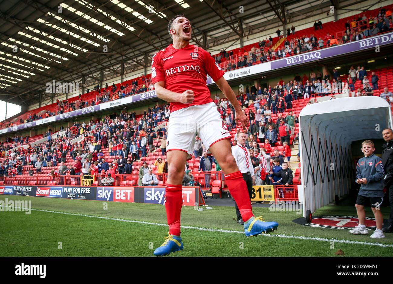Charlton Athletic's Jason Pearce celebrates their victory Stock Photo ...