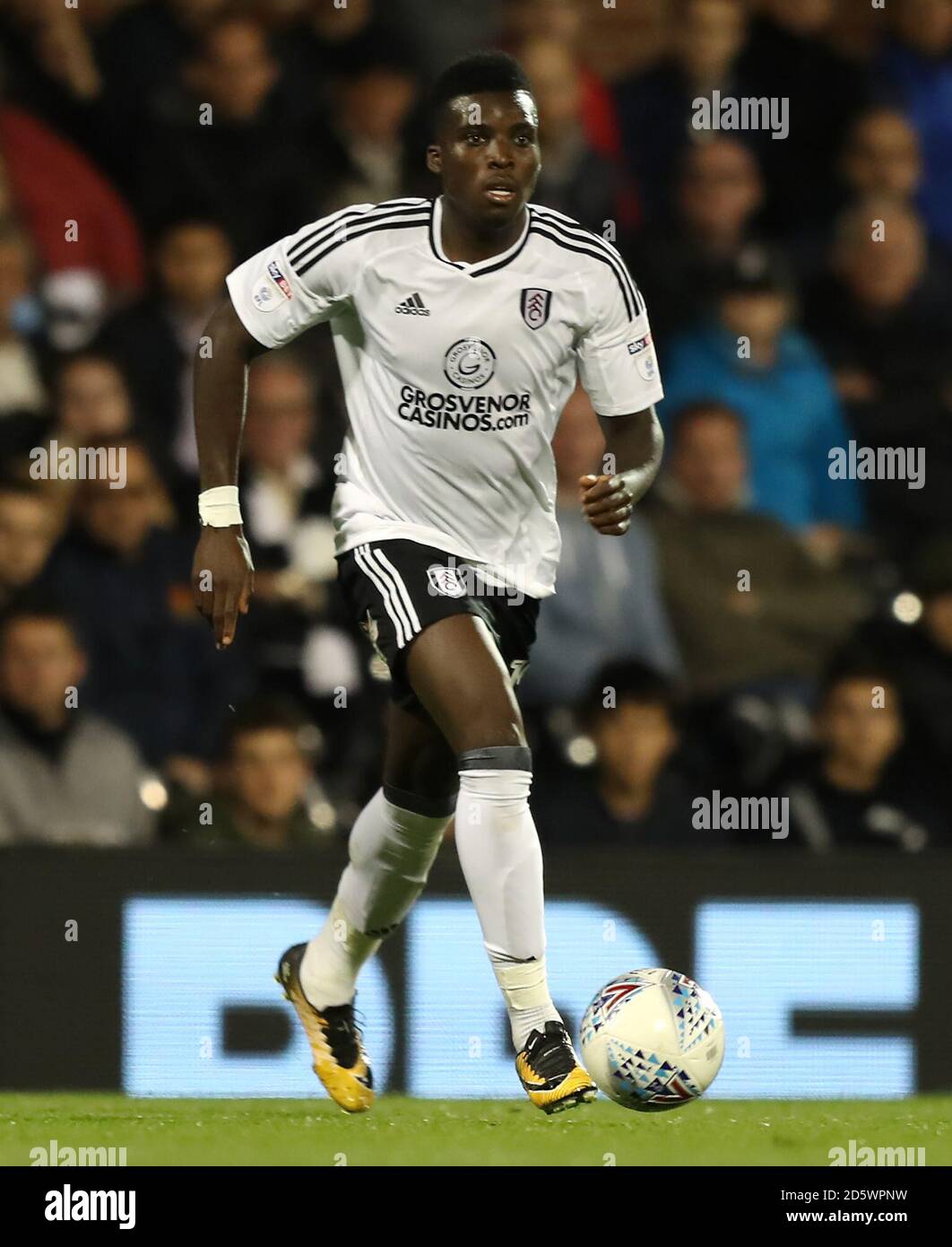 Fulham's Sheyi Ojo Stock Photo - Alamy