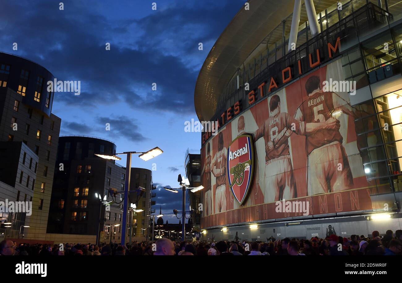 A general view of fans outside the Emirates Stadium prior to kick off ...