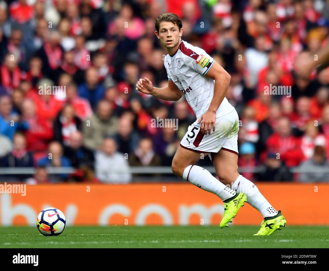 James tarkowski liverpool hi-res stock photography and images - Alamy