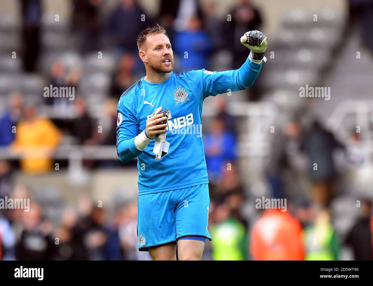 Newcastle United goalkeeper Rob Elliot Stock Photo - Alamy