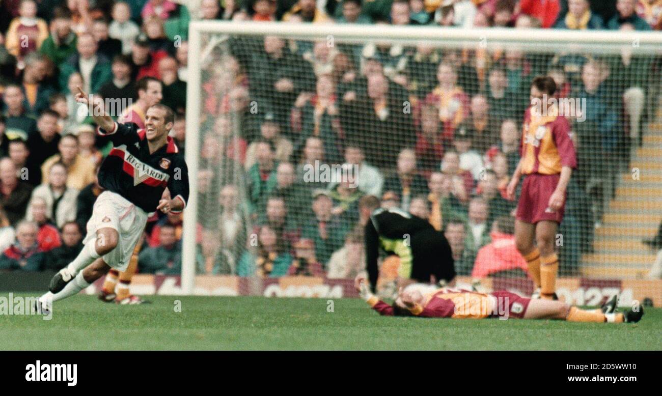 Sunderland's Alex Rae celebrates scoring the first goal Stock Photo - Alamy