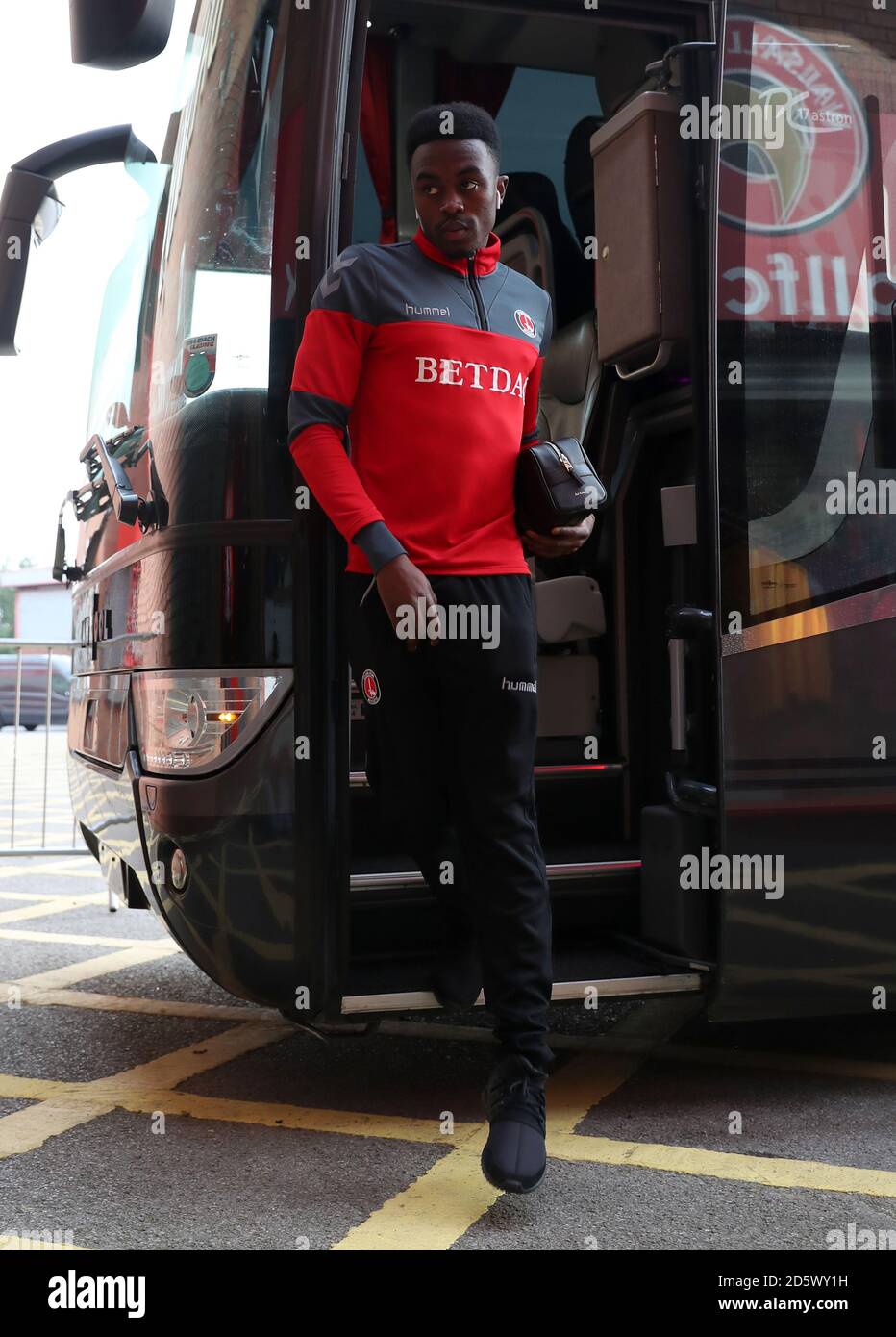 Aaron barnes charlton hi-res stock photography and images - Alamy