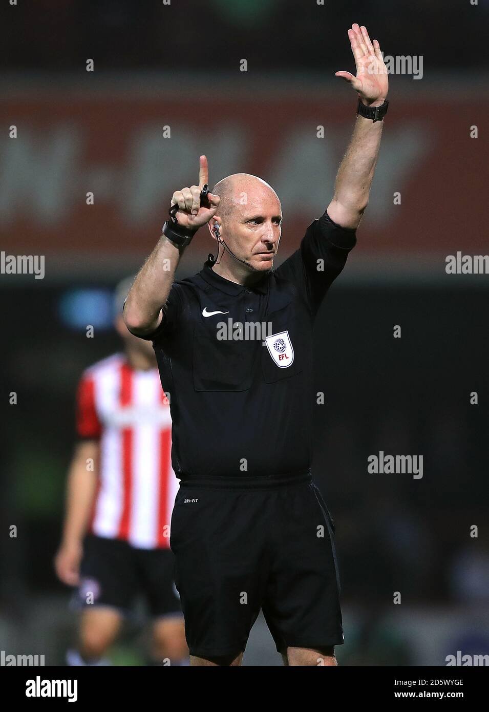 Referee Andy Davies Stock Photo - Alamy
