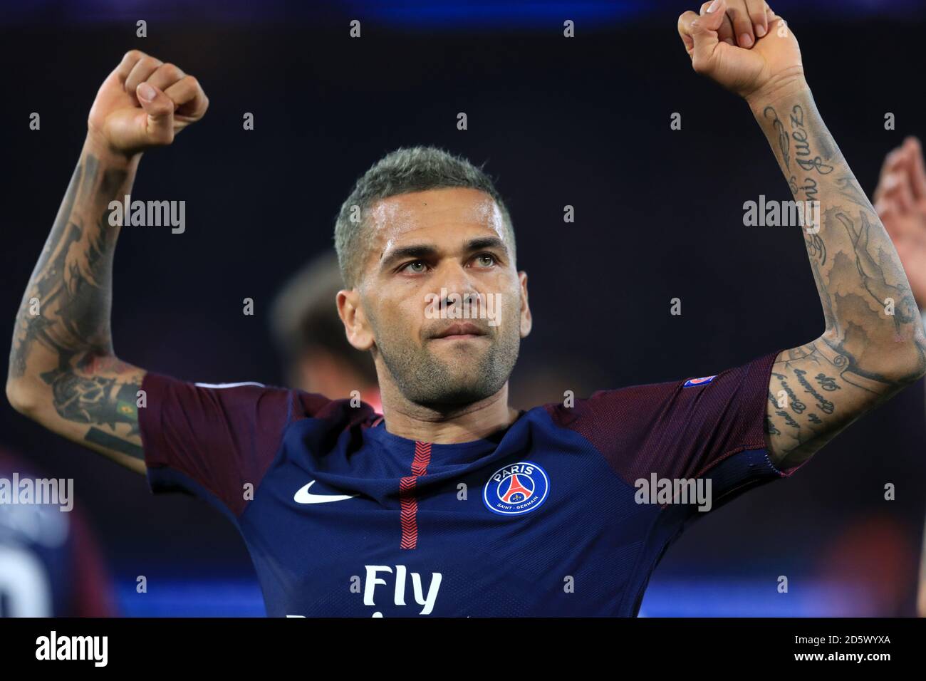Dani alves psg hi-res stock photography and images - Alamy