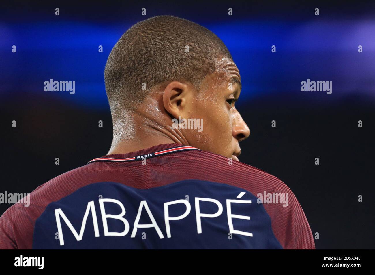 Paris saint germains kylian mbappe hi-res stock photography and images ...
