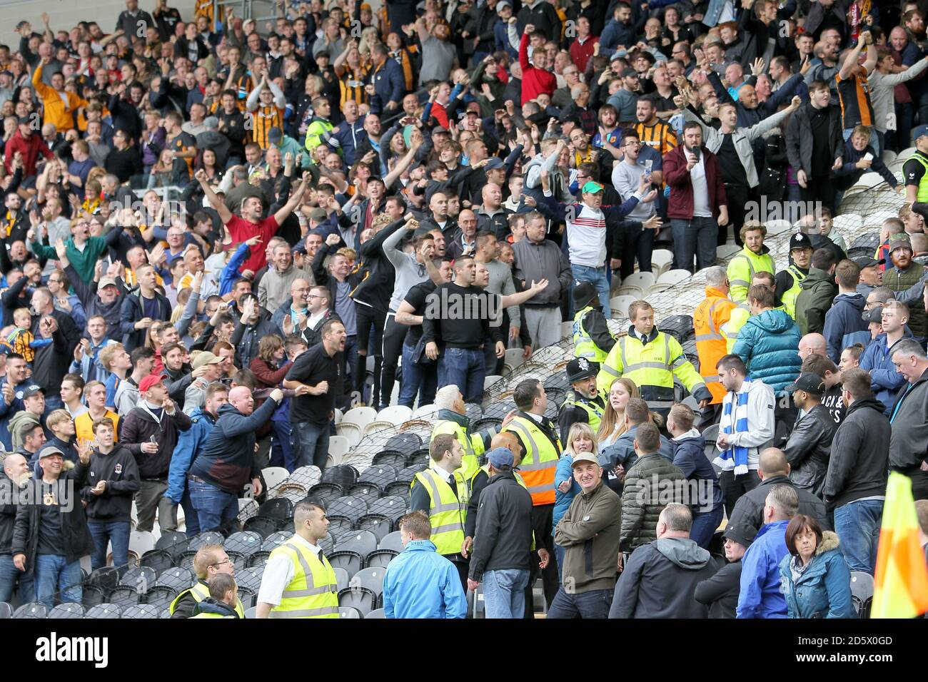 Football crowd trouble hi-res stock photography and images - Alamy