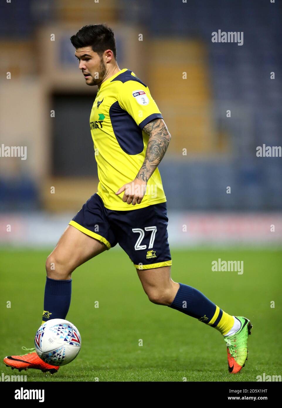 Oxford United's Alex Mowatt Stock Photo - Alamy