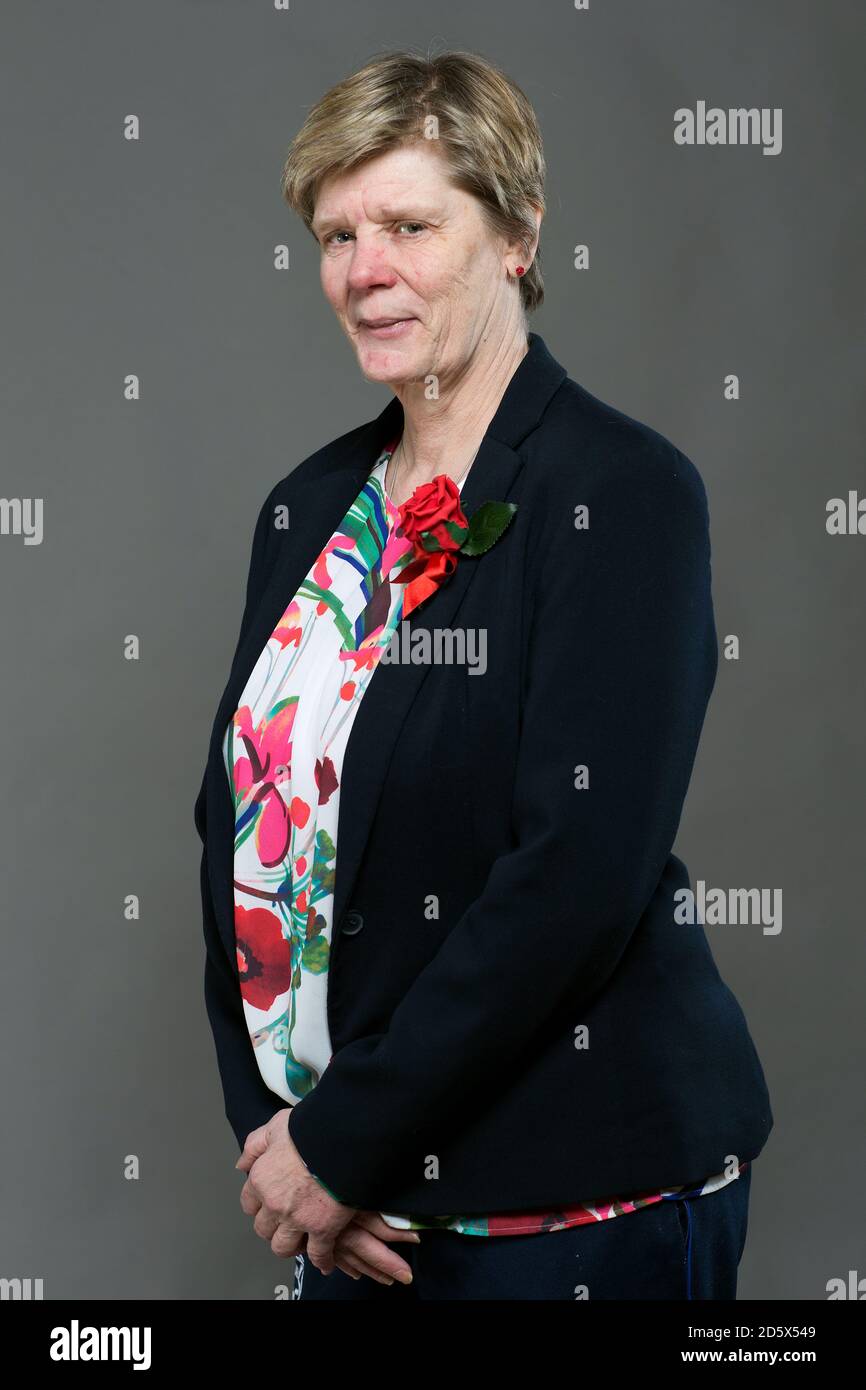 England Assistant Coach Colette Thomson Stock Photo - Alamy