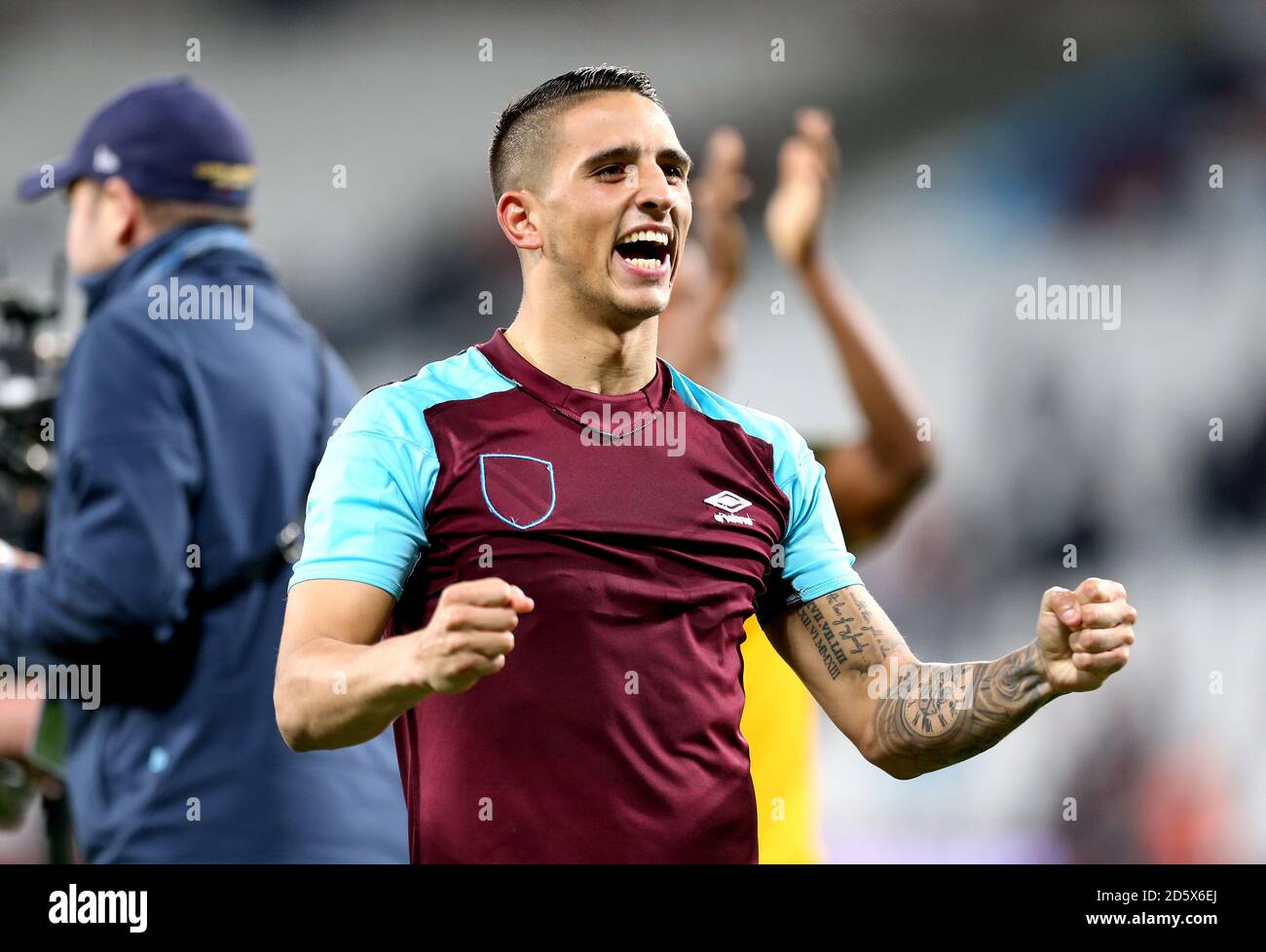 Brighton & Hove Albion's Anthony Knockaert celebrates at full-time with ...