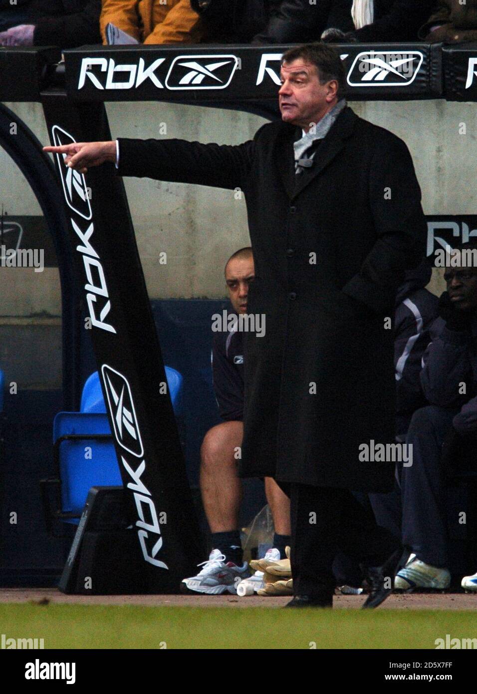 Full length sam allardyce hi-res stock photography and images - Alamy