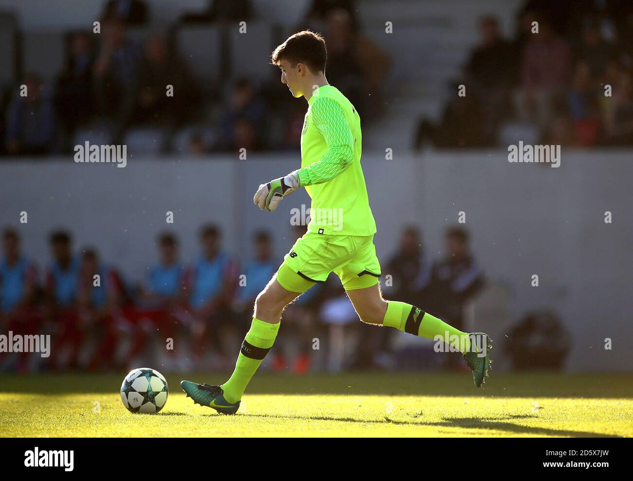 Celtic Ryan Mullen in action Stock Photo - Alamy