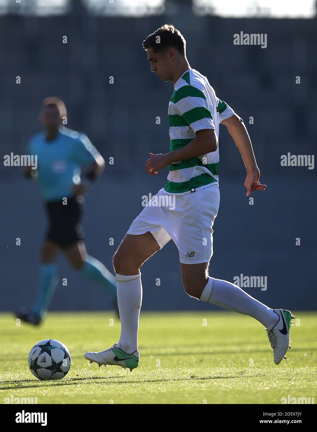 Celtic Robbie Deas in action Stock Photo - Alamy