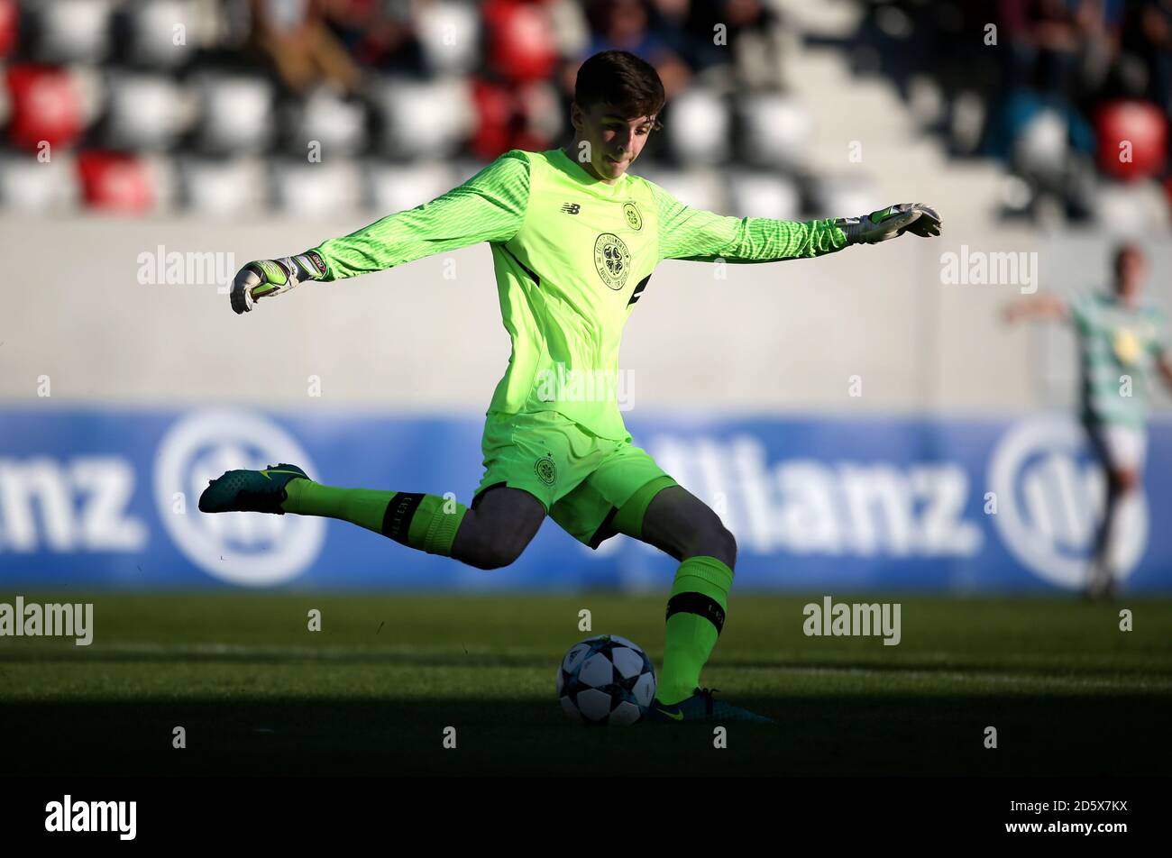 Celtic Ryan Mullen in action Stock Photo - Alamy