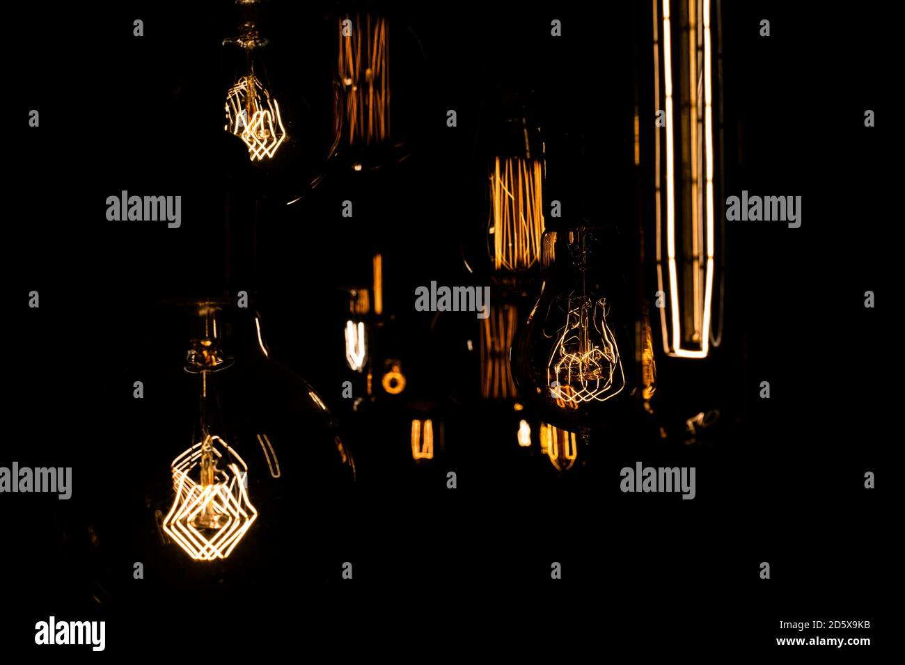 Old fashioned lights hi-res stock photography and images - Alamy