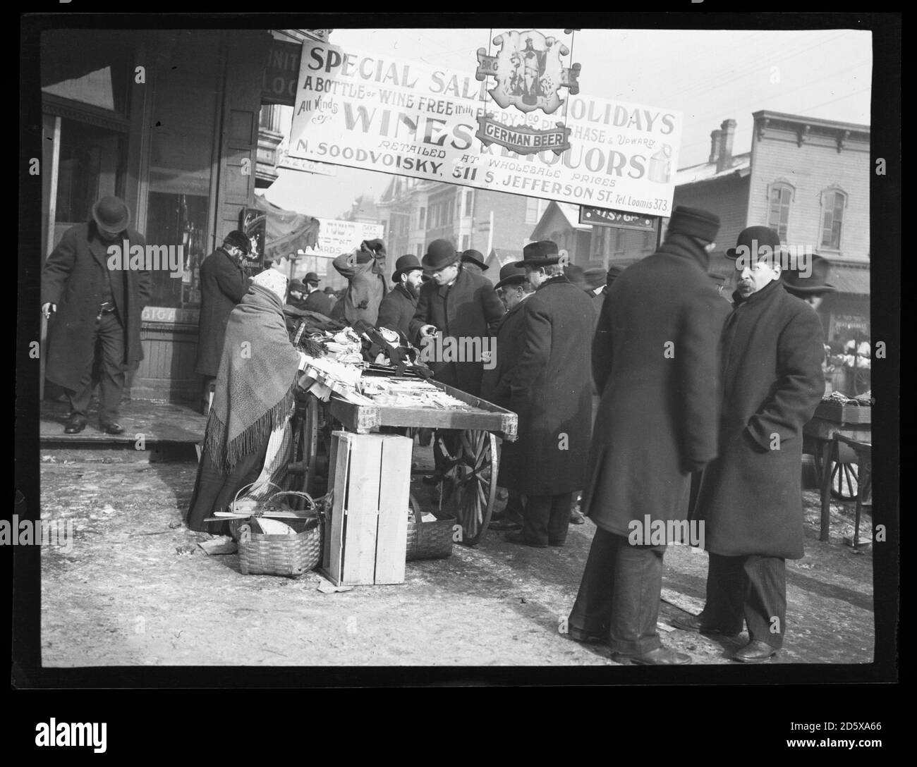 Street market in the Maxwell Street area, Chicago, Illinois, circa 1905 ...