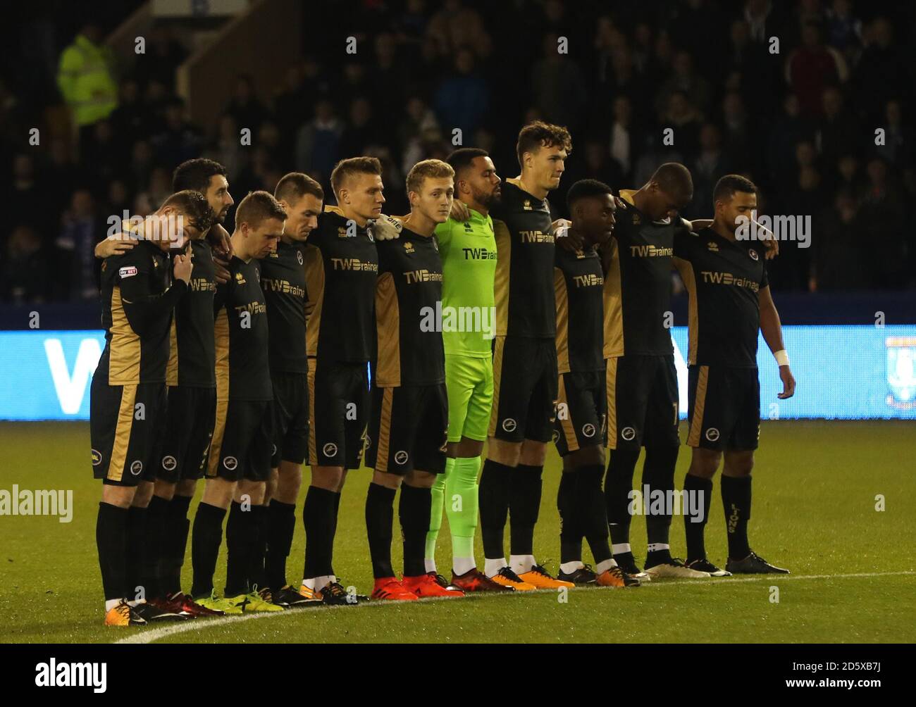 Minutes silence millwall hi-res stock photography and images - Alamy
