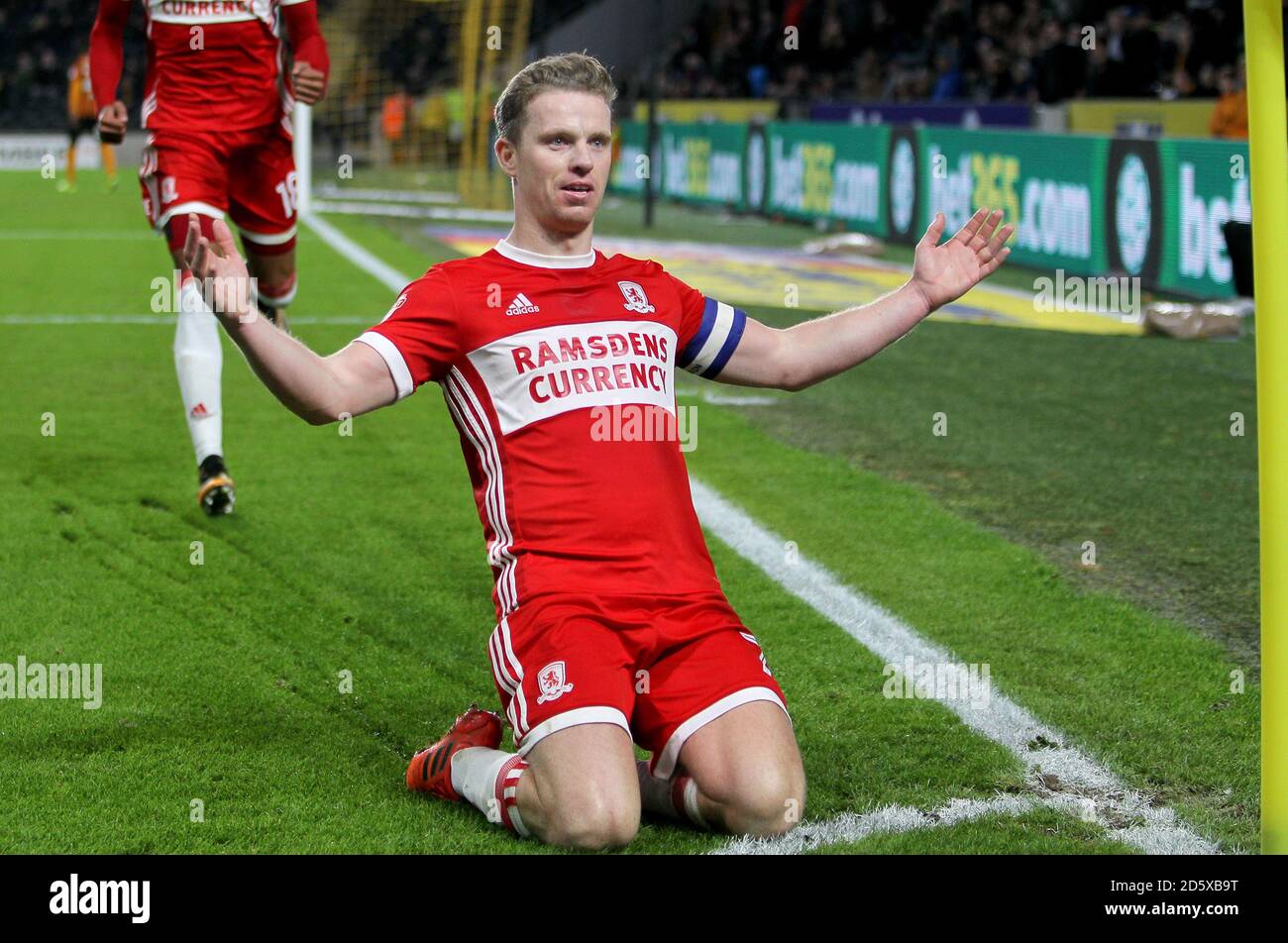 Middlesbrough's Grant Leadbitter celebrates his penalty to make it 1-3 ...