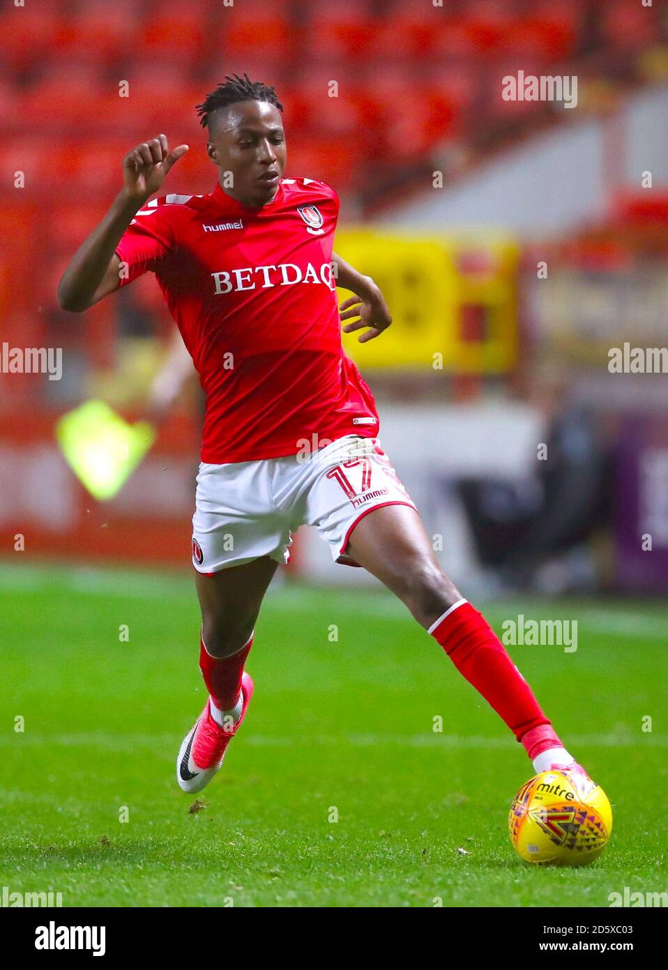 Joe aribo charlton hi-res stock photography and images - Alamy
