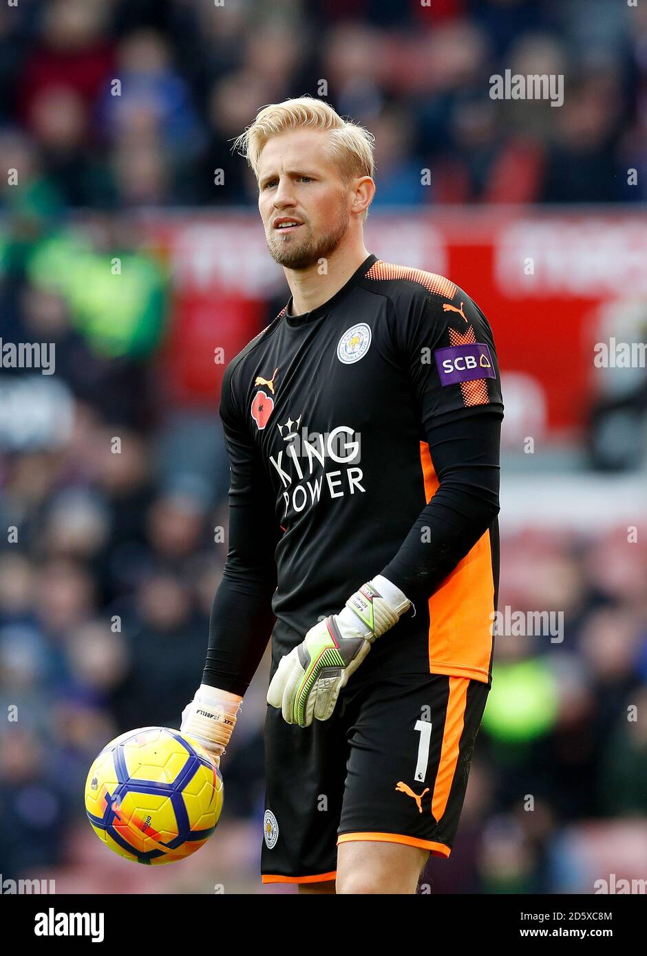 Leicester City goalkeeper Kasper Schmeichel Stock Photo - Alamy