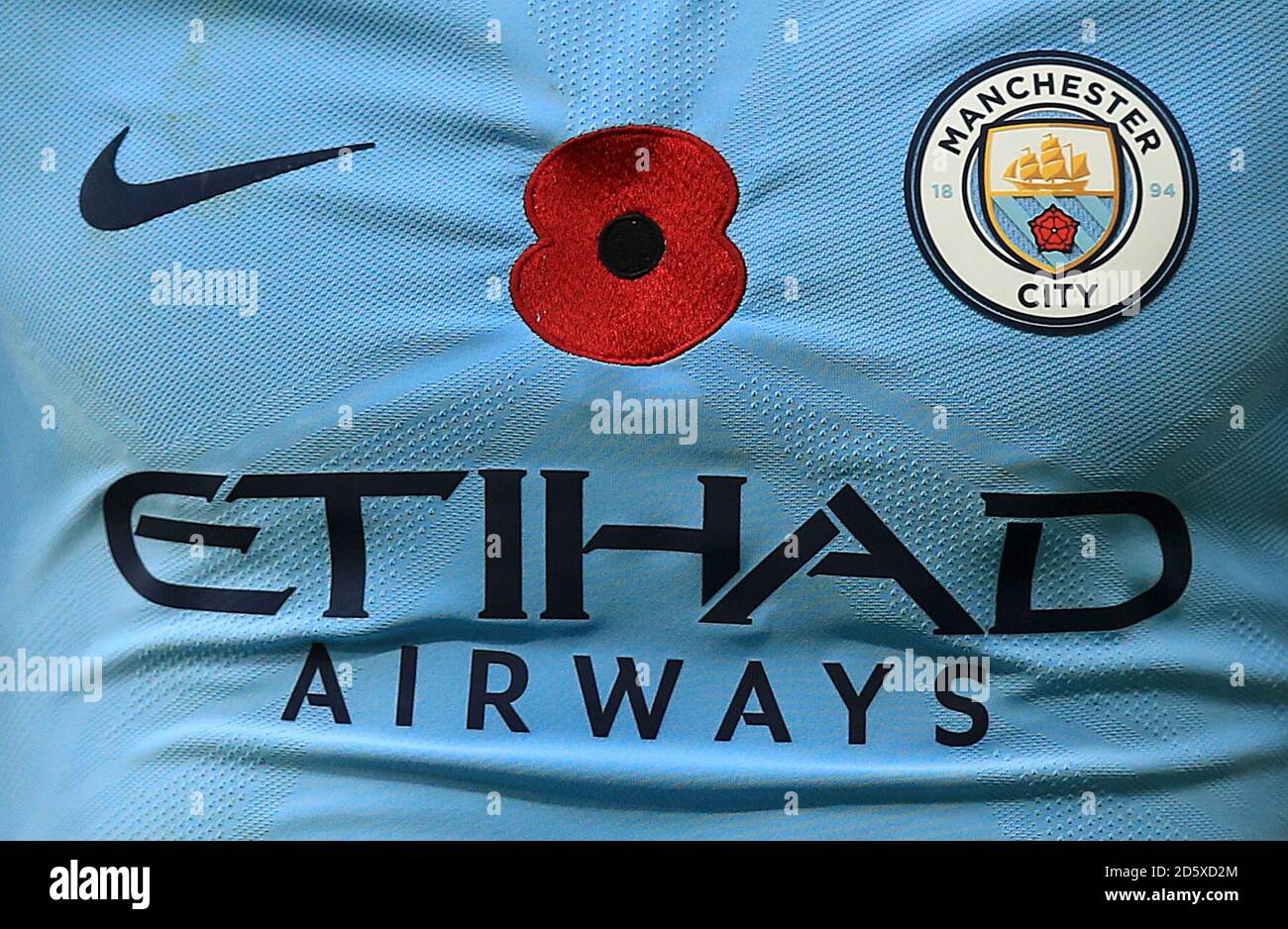 Soccer football poppy hi-res stock photography and images - Alamy