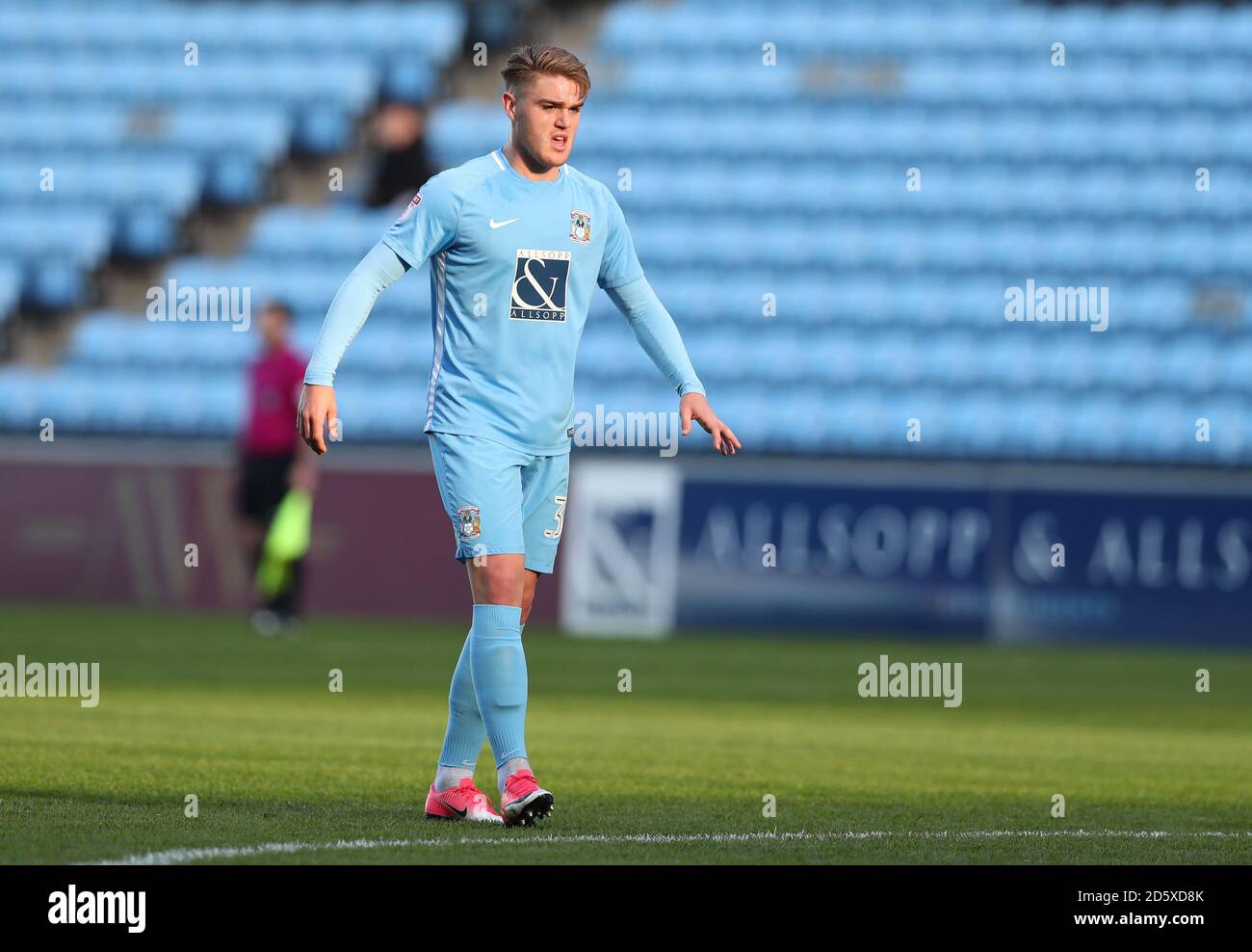 Coventry City's Jordan Ponticelli Stock Photo - Alamy