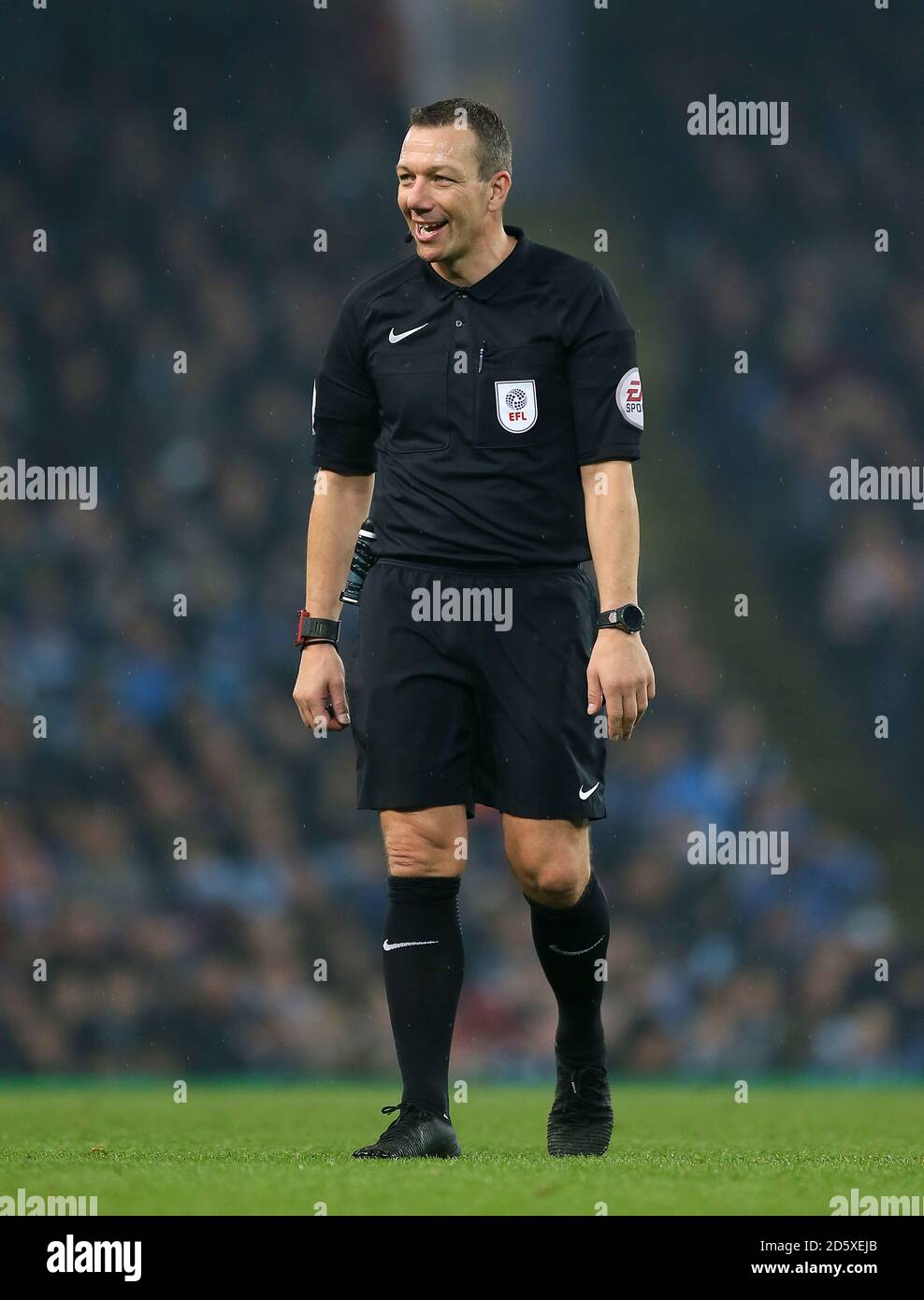 Match referee Kevin Friend Stock Photo - Alamy