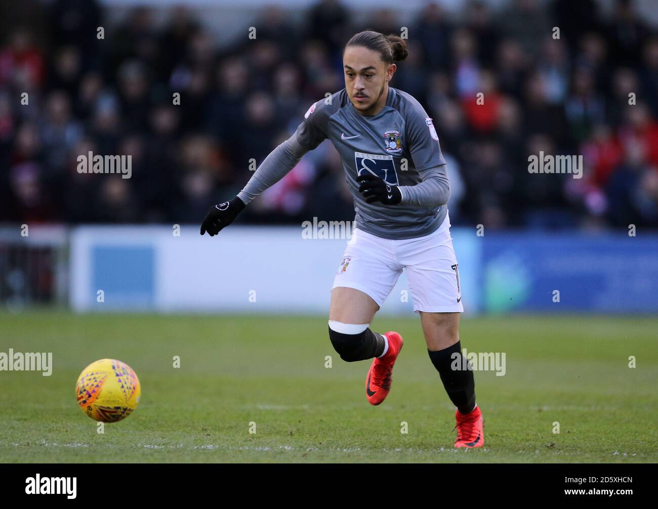 Jodi jones on the ball hi-res stock photography and images - Alamy