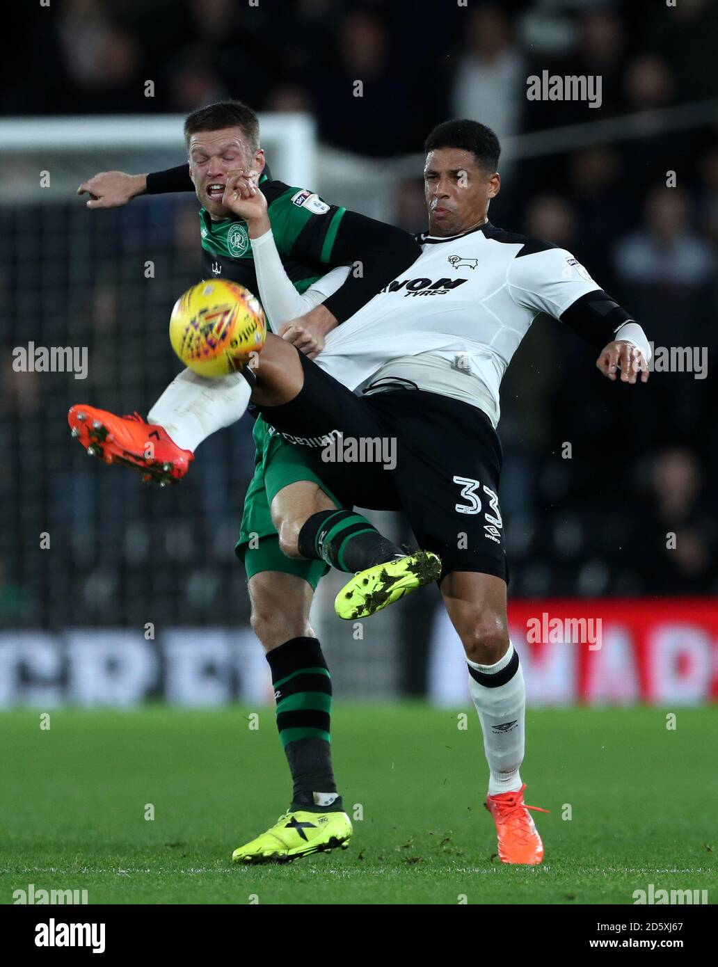 Queens Park Rangers' Jamie Mackie (left) and Derby County's Curtis ...
