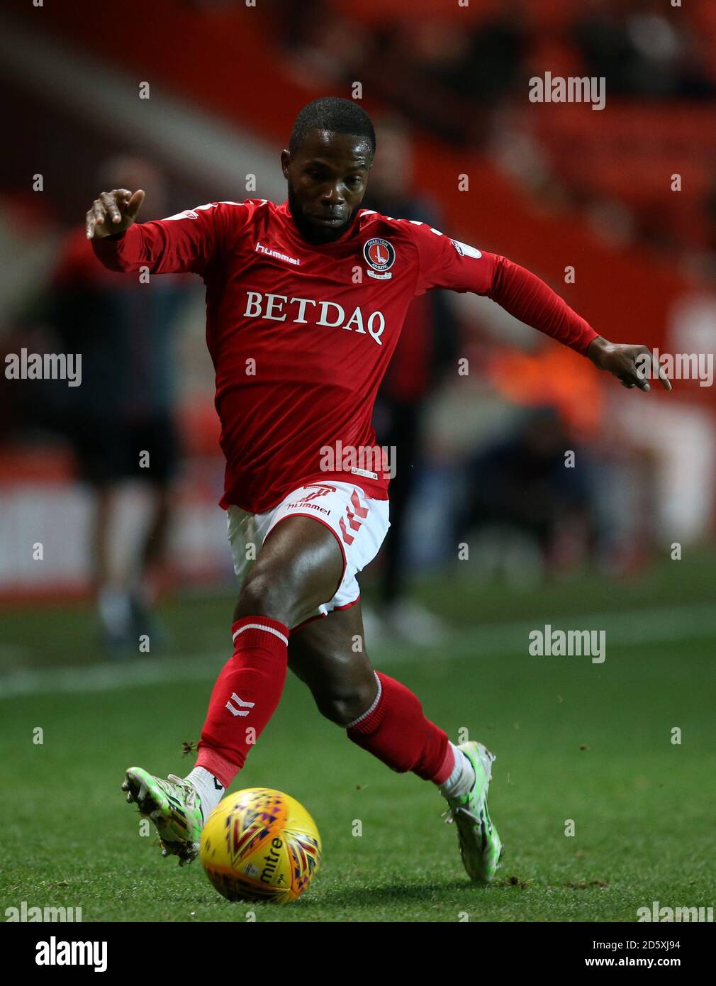 Charlton Athletic's Mark Marshall in action Stock Photo - Alamy
