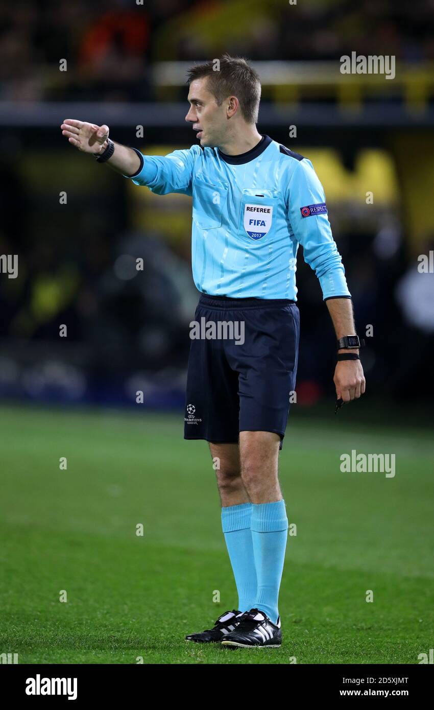 Referee Clement Turpin Stock Photo - Alamy