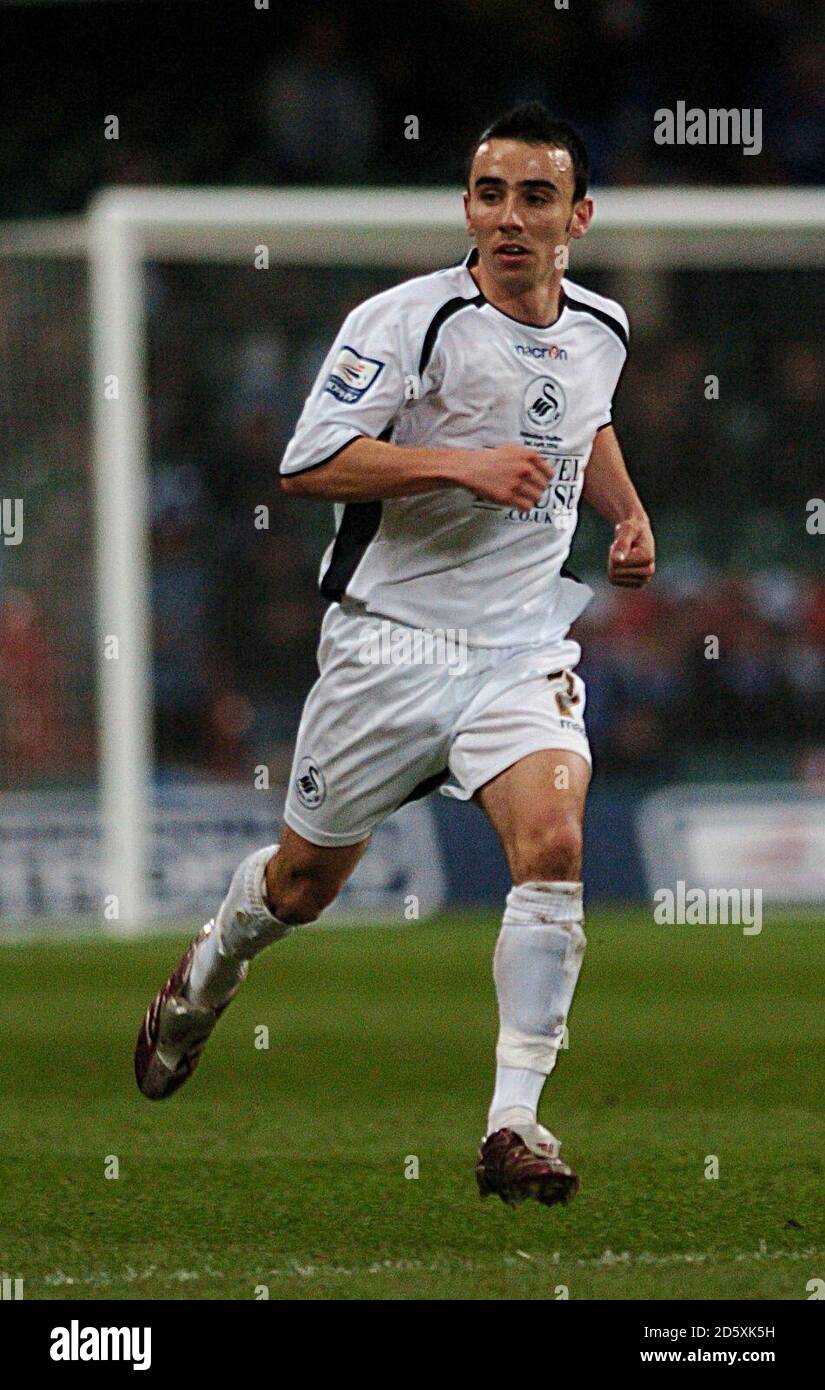 Leon Britton, Swansea City Stock Photo - Alamy