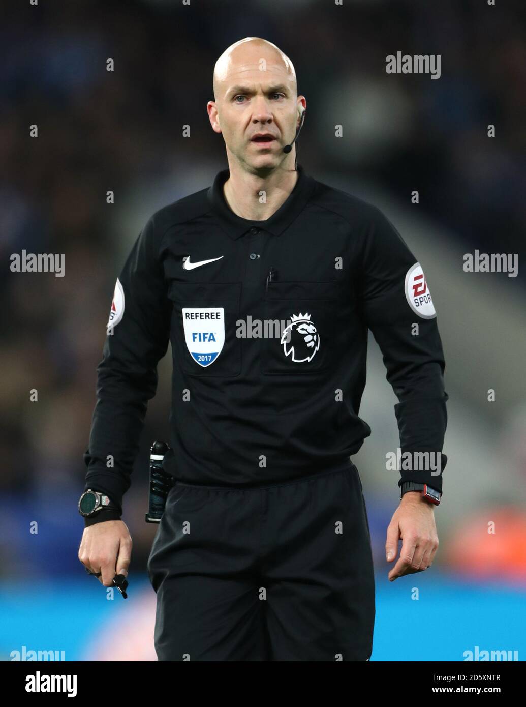 Referee Anthony Taylor Stock Photo - Alamy