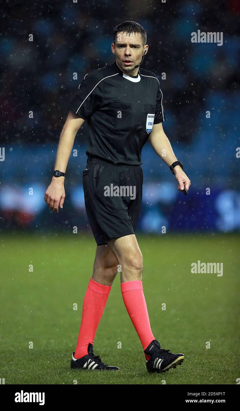 Match referee Kevin Clancy Stock Photo - Alamy