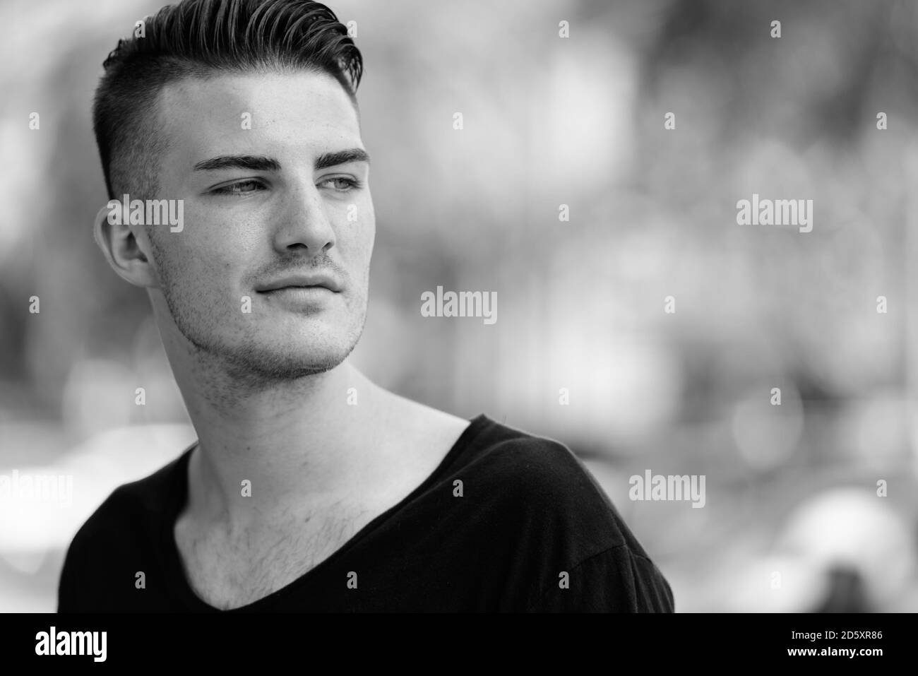 Looking back hi-res stock photography and images - Alamy