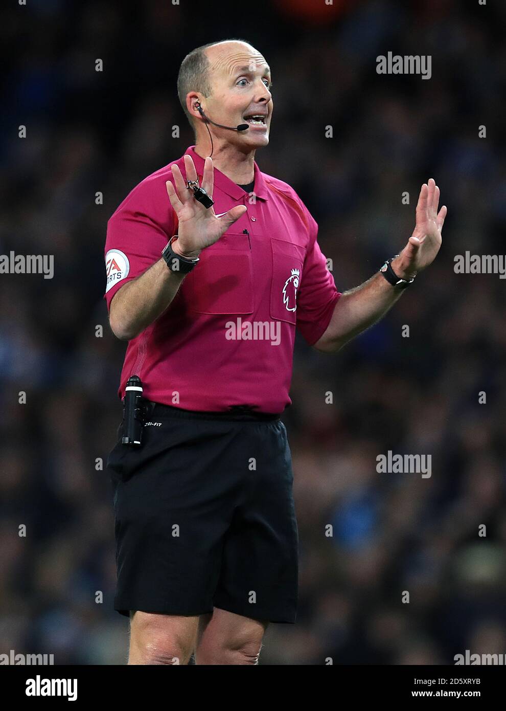 Mike Dean, match referee Stock Photo - Alamy